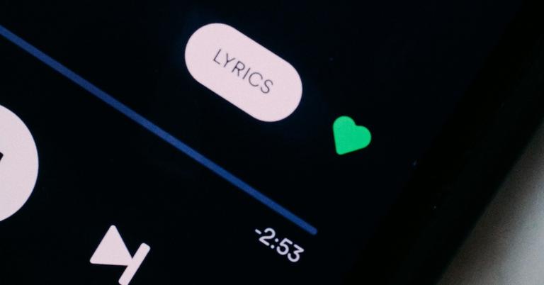 Spotify Stops After One Song: How to Fix the Issue