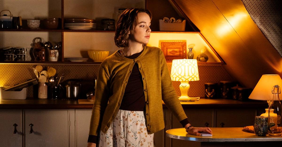 Get to Know the Cast in the SyFy Comedy 'Reginald the Vampire'