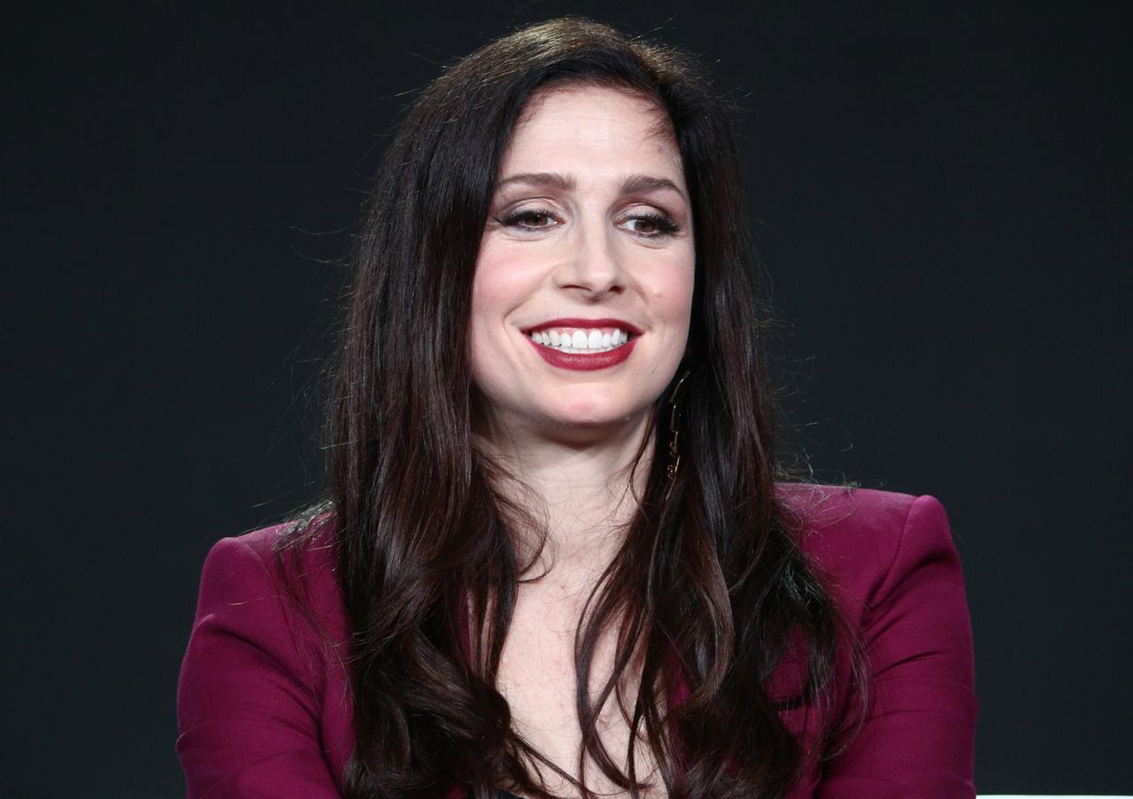 Shoshannah Stern is Television's First Deaf Doctor on 'Grey's Anatomy'