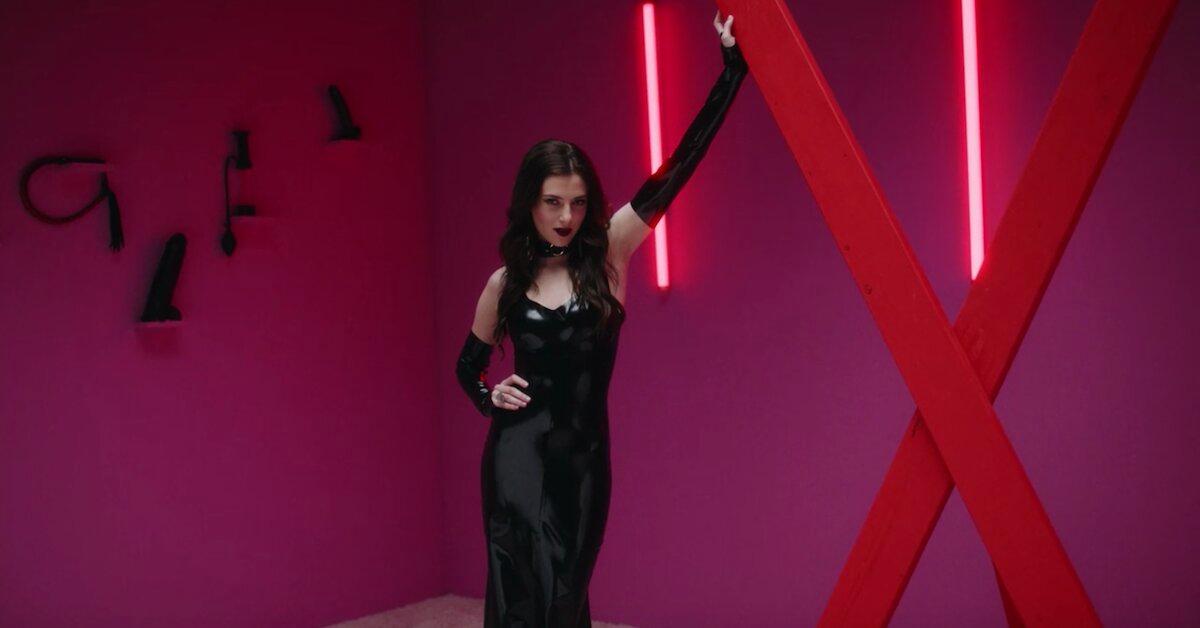 What Is 'Bonding' About? The Netflix Show Is Full of Latex and Whips