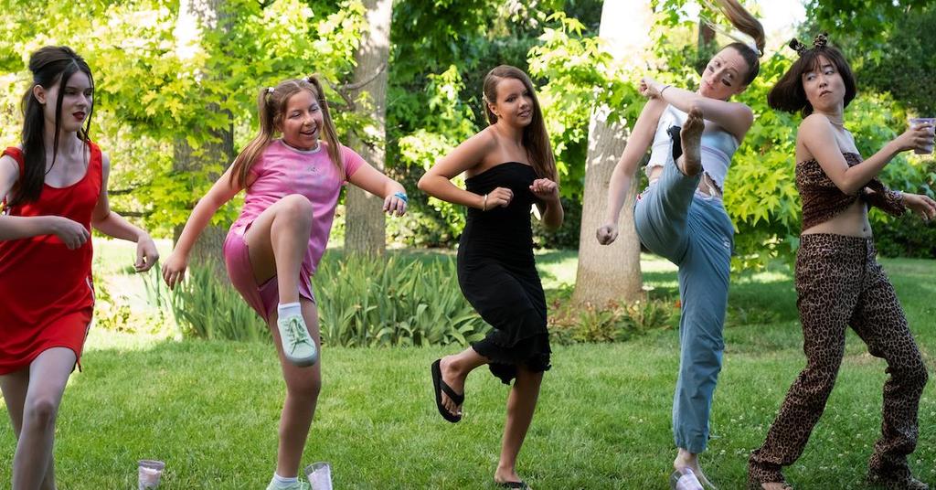 ‘Pen15’ Star Sami Rappoport Talks Bullies and Season 2 Spoilers (EXCLUSIVE)