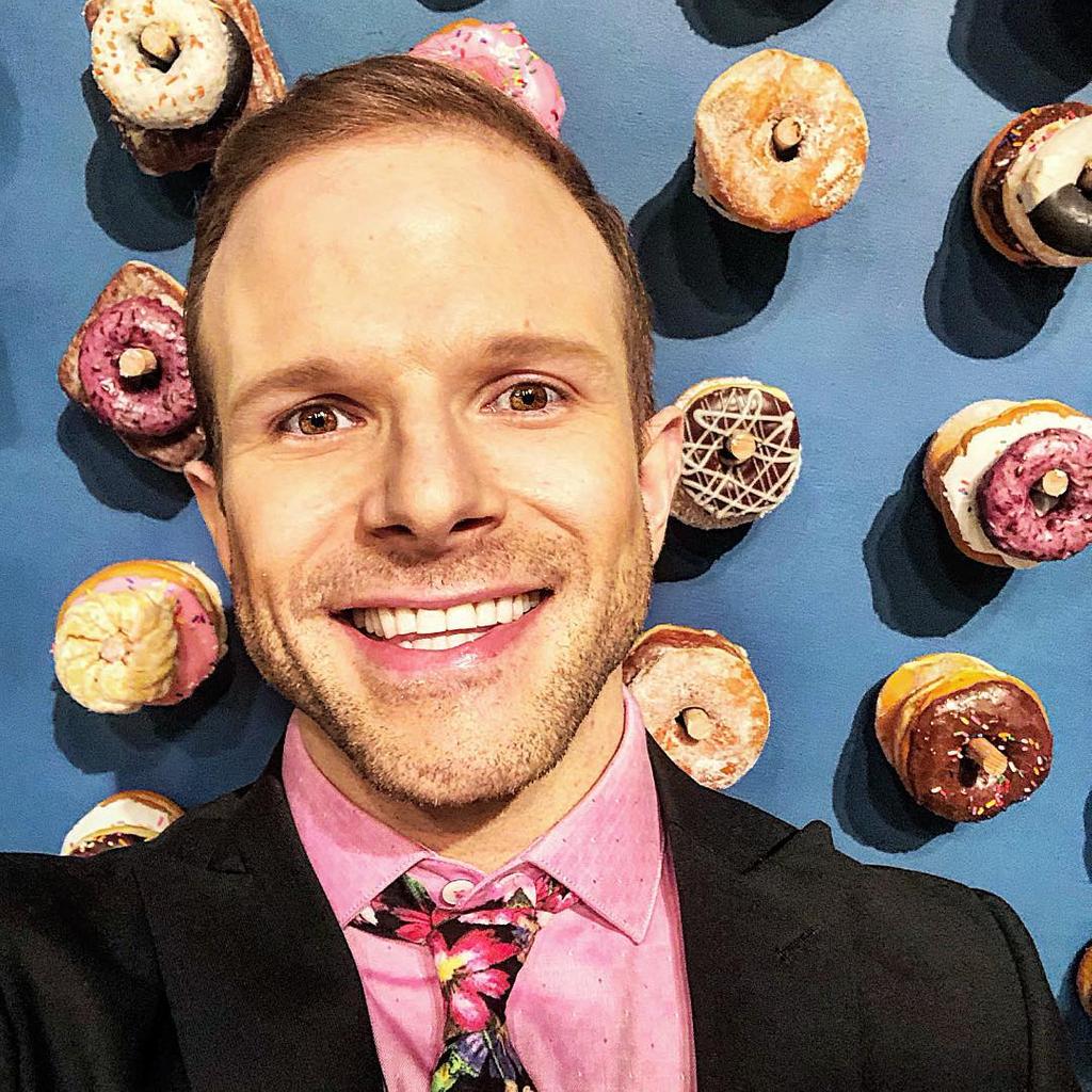 Does Food Network Star Zac Young Have a Romantic Partner?