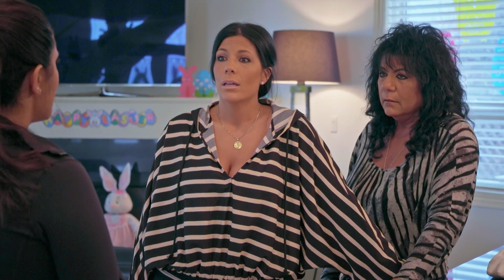 Kathy Crispino from 'sMothered' — Meet the Family