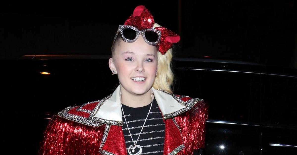 JoJo Siwa Shows off "Normal Outfit" in New TikTok Video for Birthday!