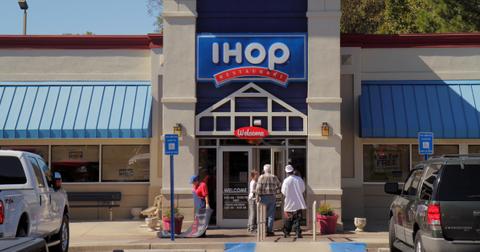 TikToker's IHOP Video Goes Viral for Woman's Bitter Reaction