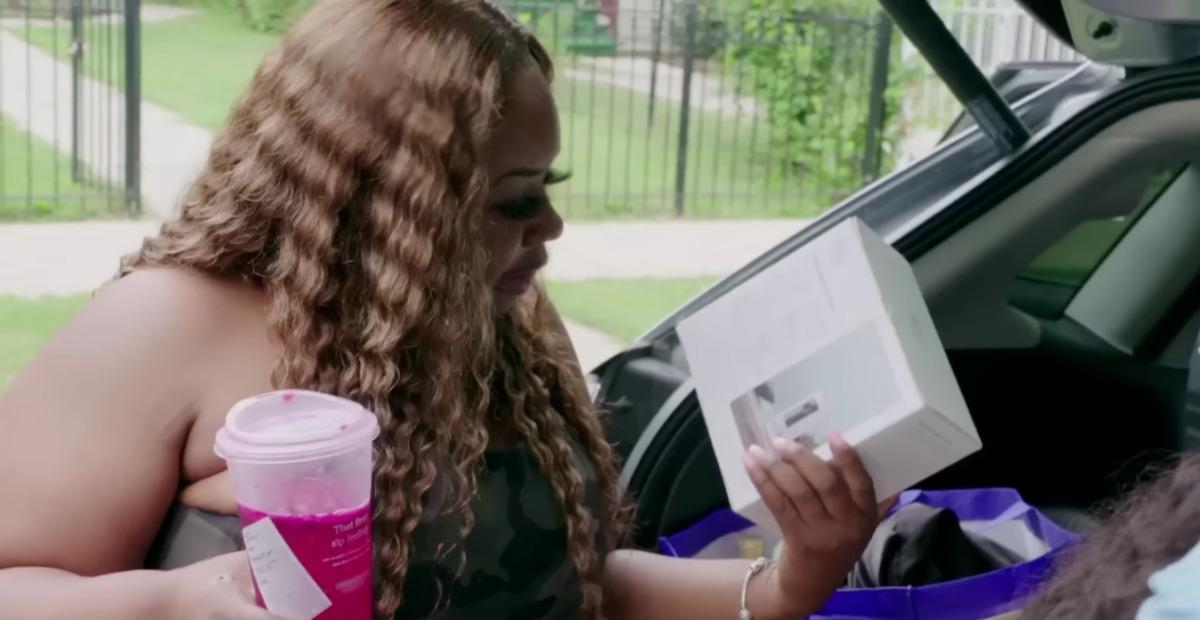 'Love After Lockup's Monique Spies on Derek With Cameras (EXCLUSIVE CLIP)