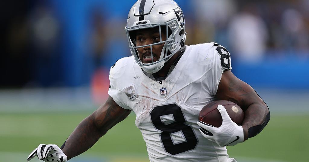 Why Did Raiders Running Back Josh Jacobs Change His Number?