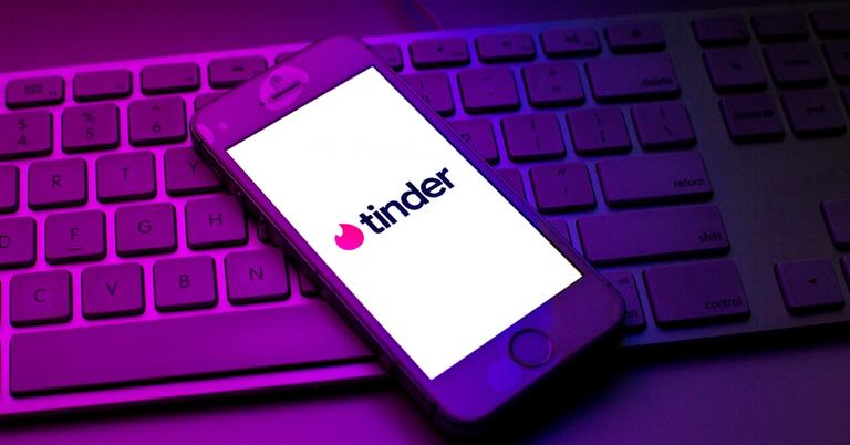 100+ Rizz Pickup Lines for Tinder That Actually Work